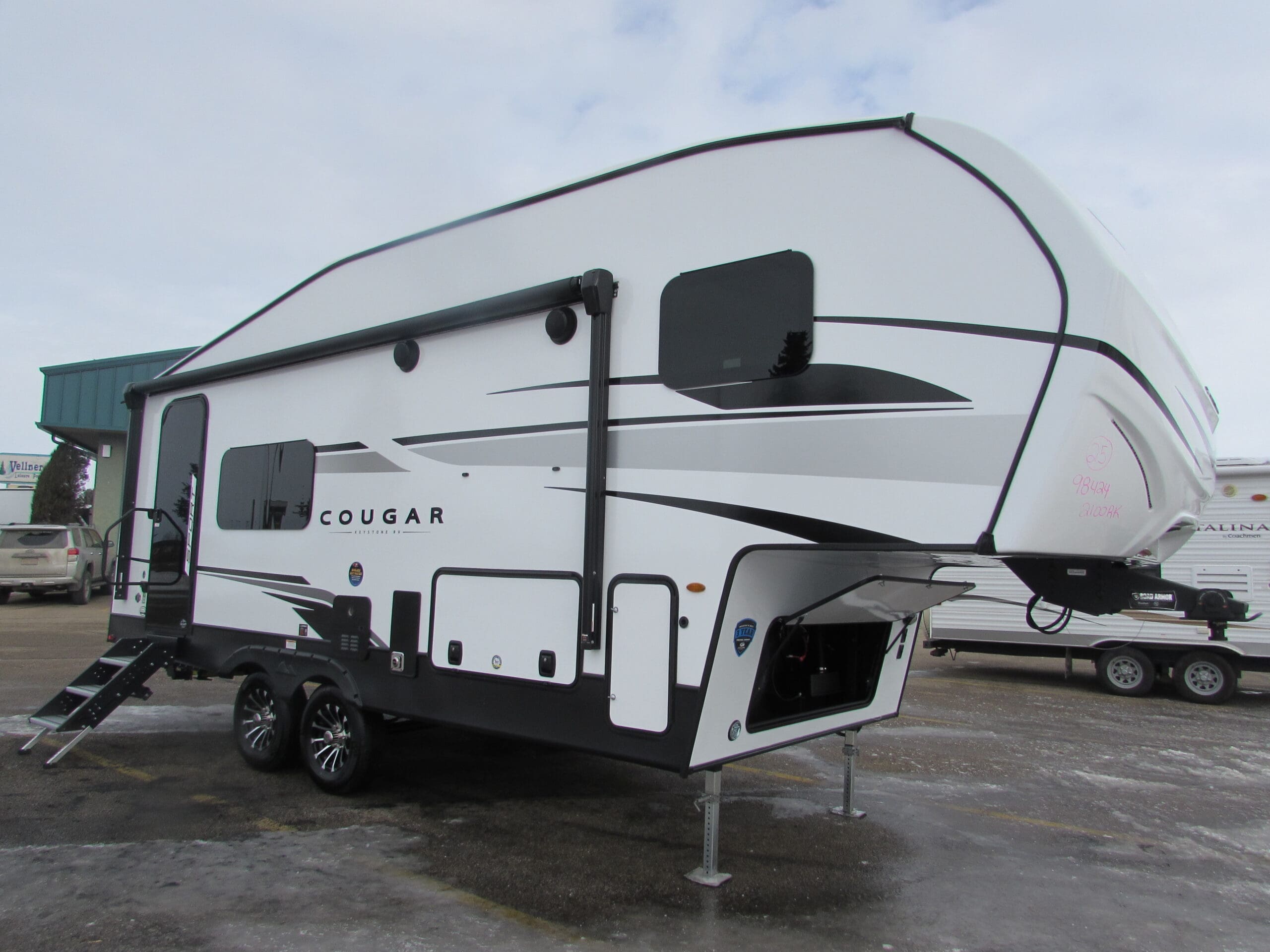 2025 KEYSTONE COUGAR, 2100RK | Vellner Leisure Products Ltd - RVC Navigator