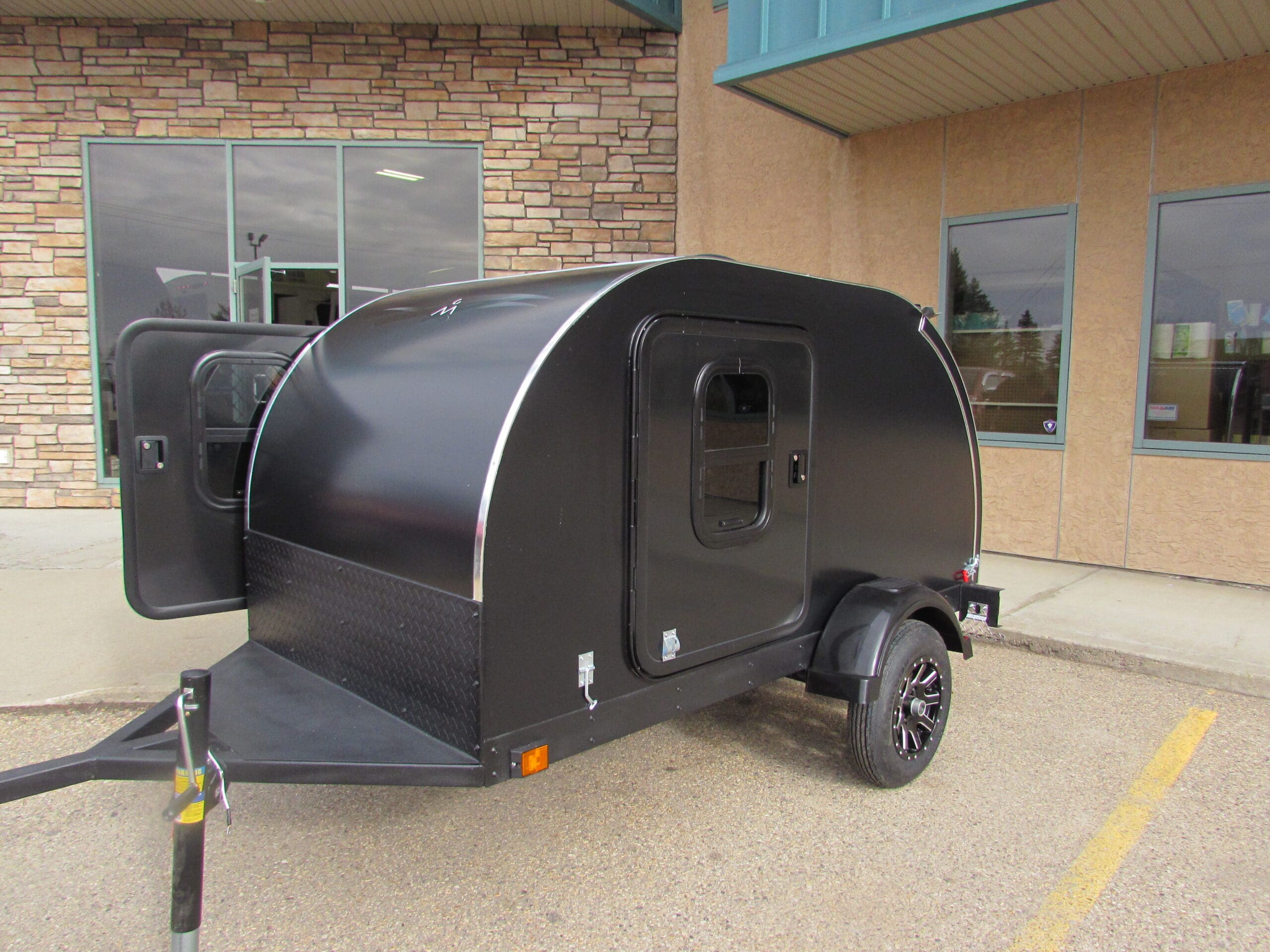 2025 MEETING CREEK TEAR DROP | Vellner Leisure Products Ltd - RVC Navigator